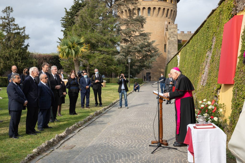 Vatican Gardens receive Our Lady of Philermos - Sovereign Military ...