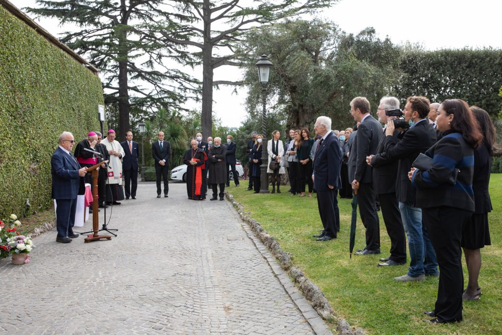 Vatican Gardens receive Our Lady of Philermos - Sovereign Military ...