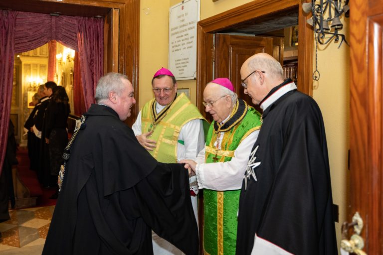Le cardinal Fernando Vérgez Alzaga Bailli Grand-Croix d'honneur et de ...
