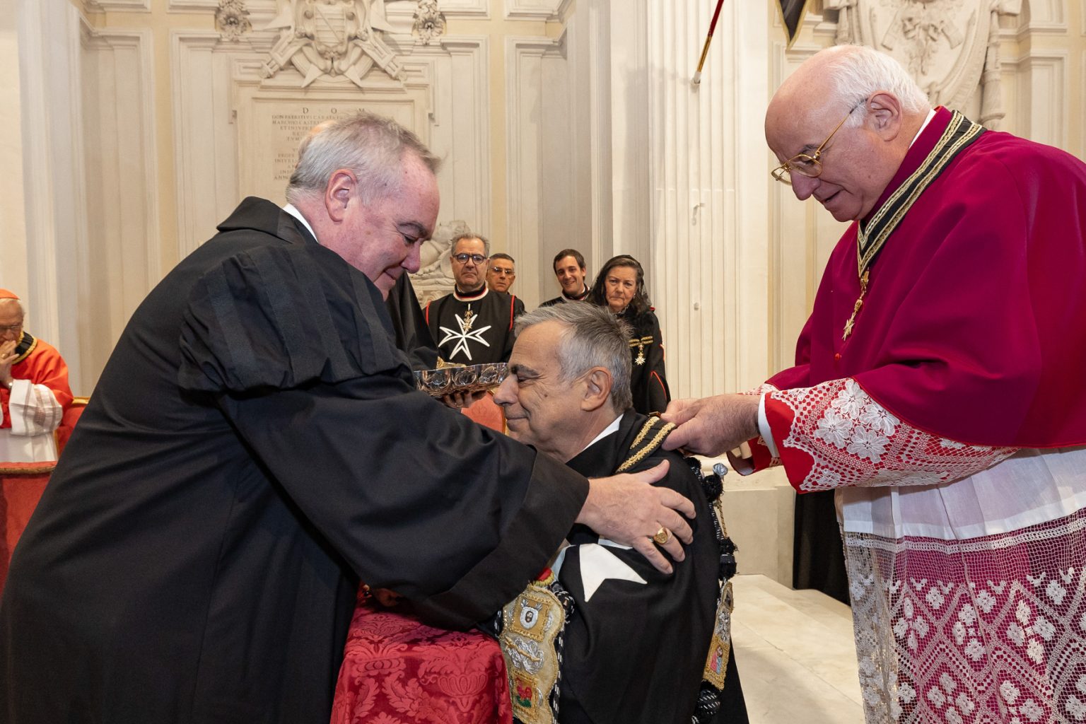 Fra' Roberto Viazzo takes an oath - Sovereign Military Order of Malta